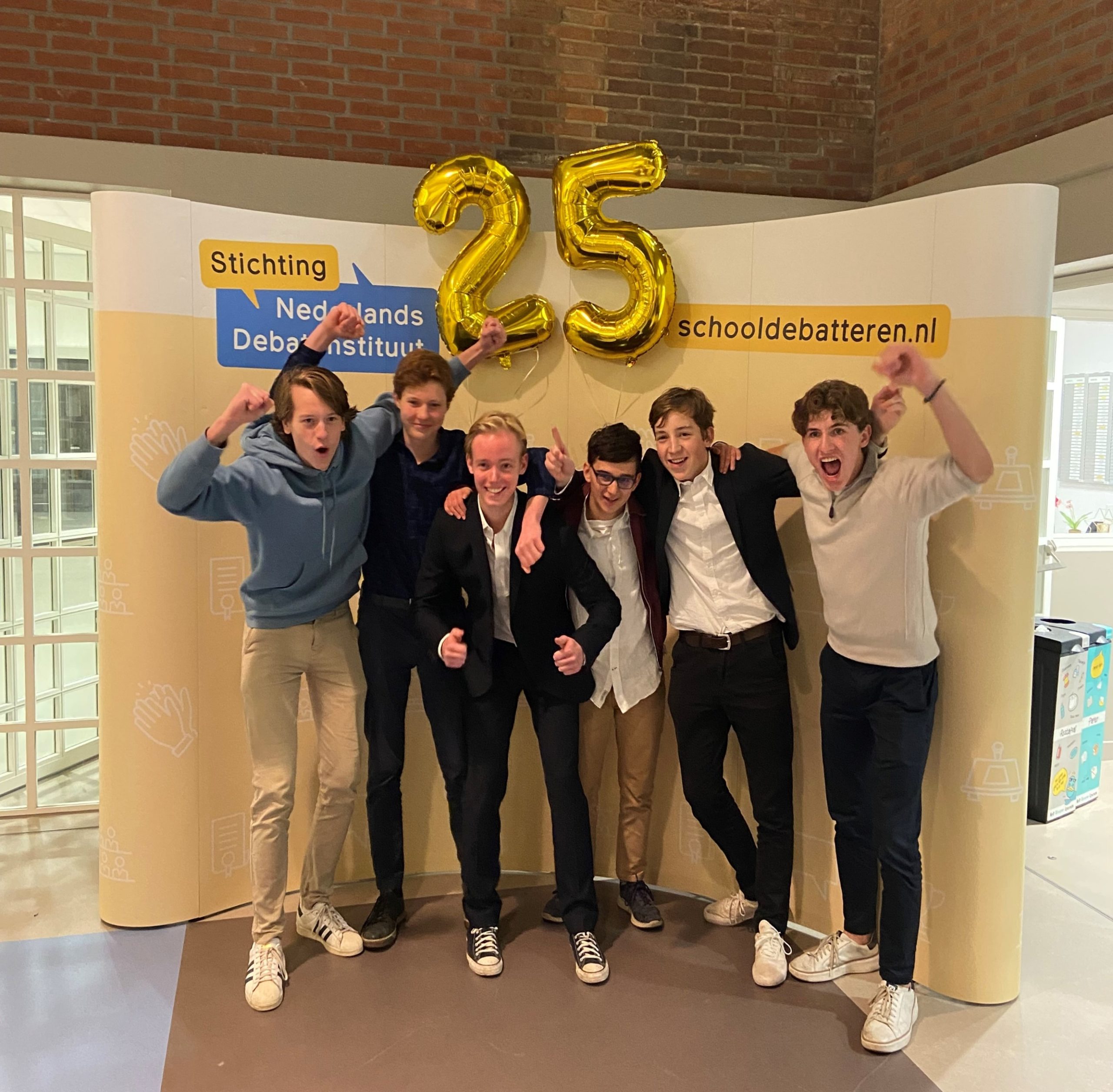 Comenius College in finale Nederlands Kampioenschap Debatteren ...